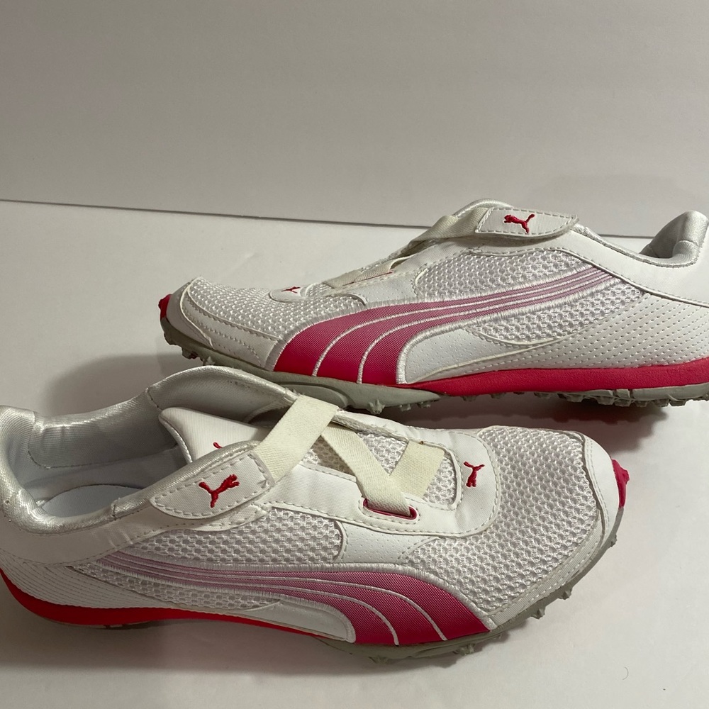Puma White & Pink Sneakers 7.5 - Gem